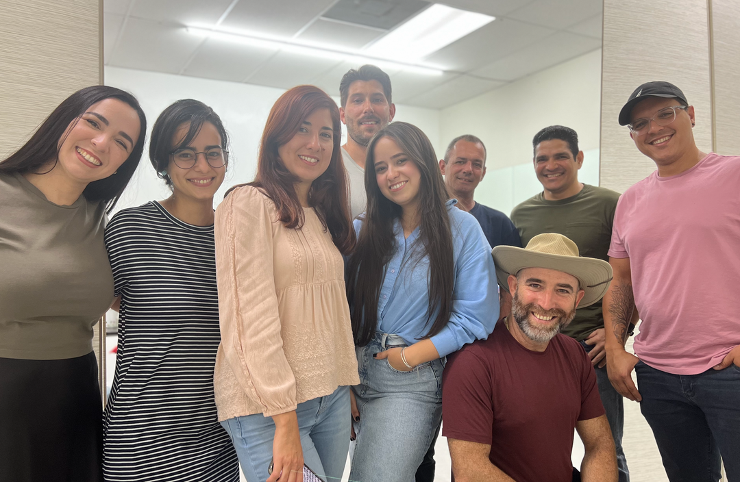 Peel and Stick Wallpaper Coming Off | Not Sticking | Pros and Cons ...